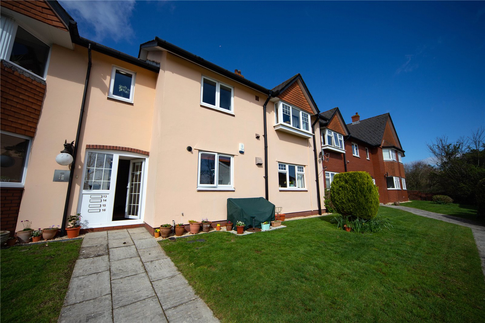 Edward Nicholl Court, Penylan